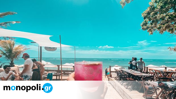 Τα αγαπημένα μας bar για καφέ και ποτό πάνω στη θάλασσα -monopoli.gr