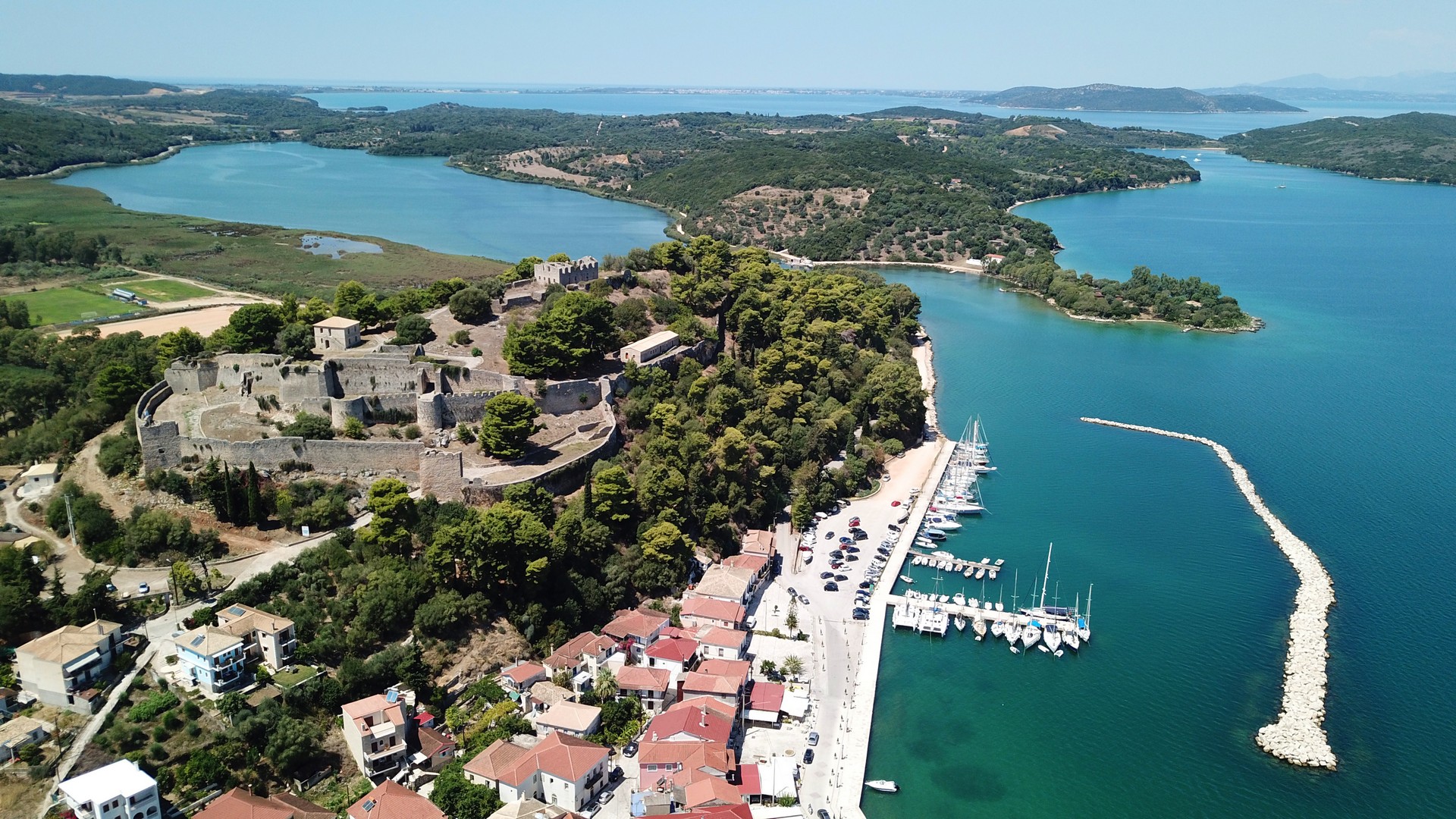 Βόνιτσα: Η γοητευτική θαλασσινή πολιτεία του Αμβρακικού