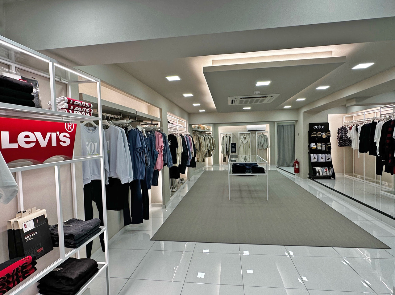 Το πρώτο Flagship Store της Mat Fashion άνοιξε τις πόρτες του στο ...