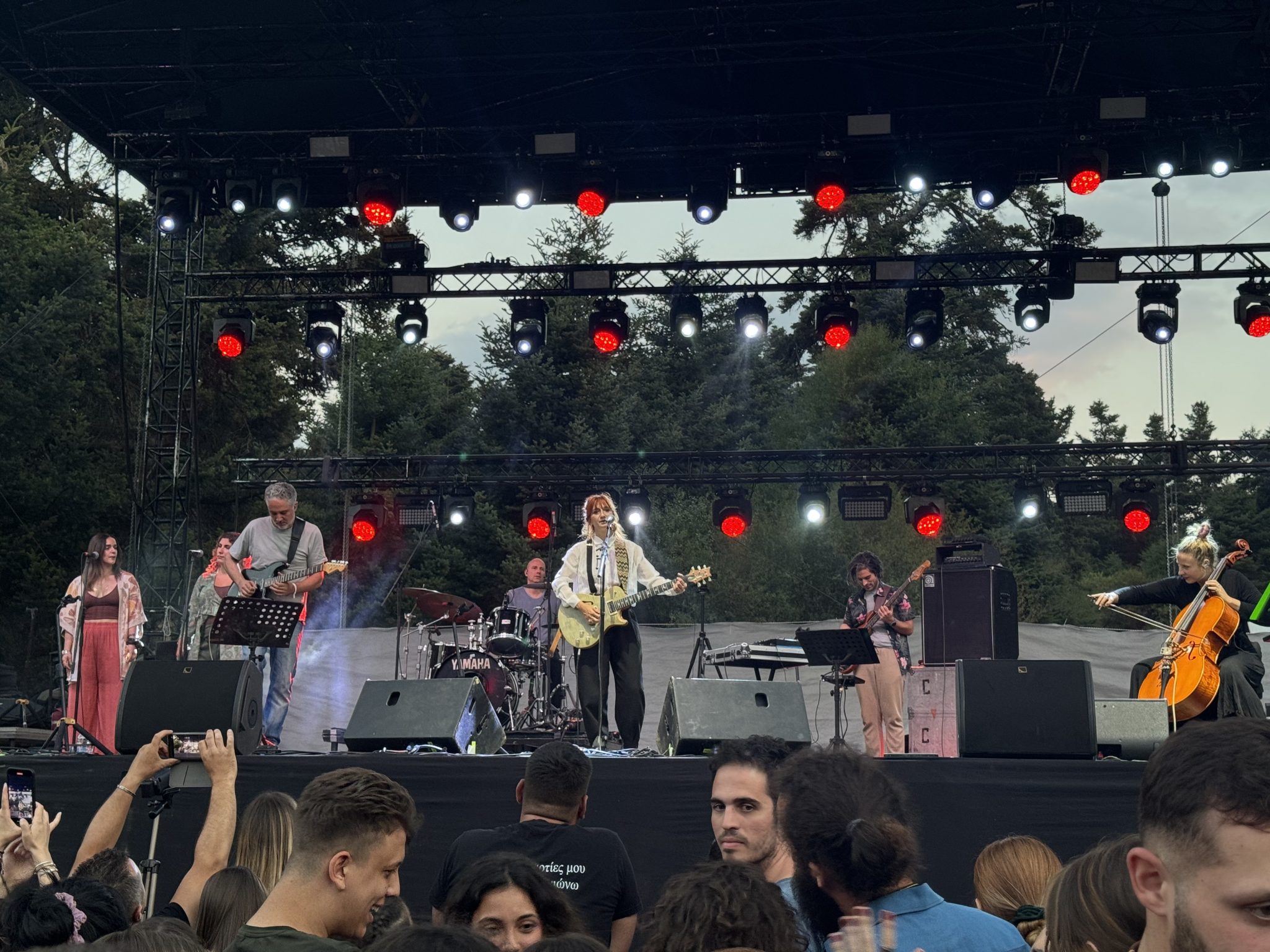 Τρεις campers βρέθηκαν στην Αρβανίτσα και μεταδίδουν: Οι λόγοι που θα ...