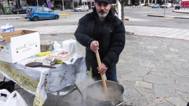 «Ο Αλλος Ανθρωπος»: Ποινική δίωξη για τον Κωνσταντίνο Πολυχρονόπουλο ...