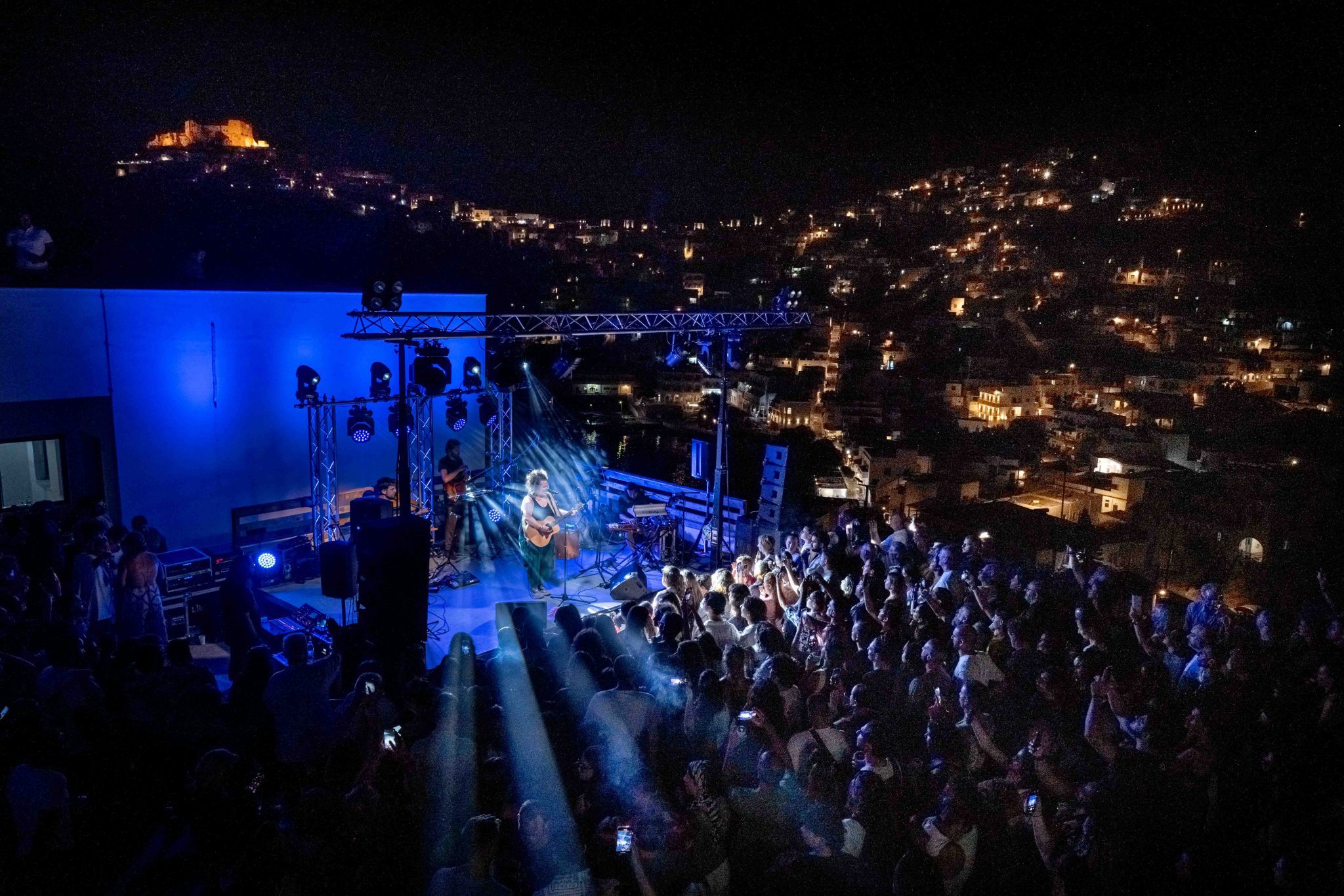 Tsoula Festival: Μουσικές, σινεμά, stand up και εικαστικές τέχνες ...